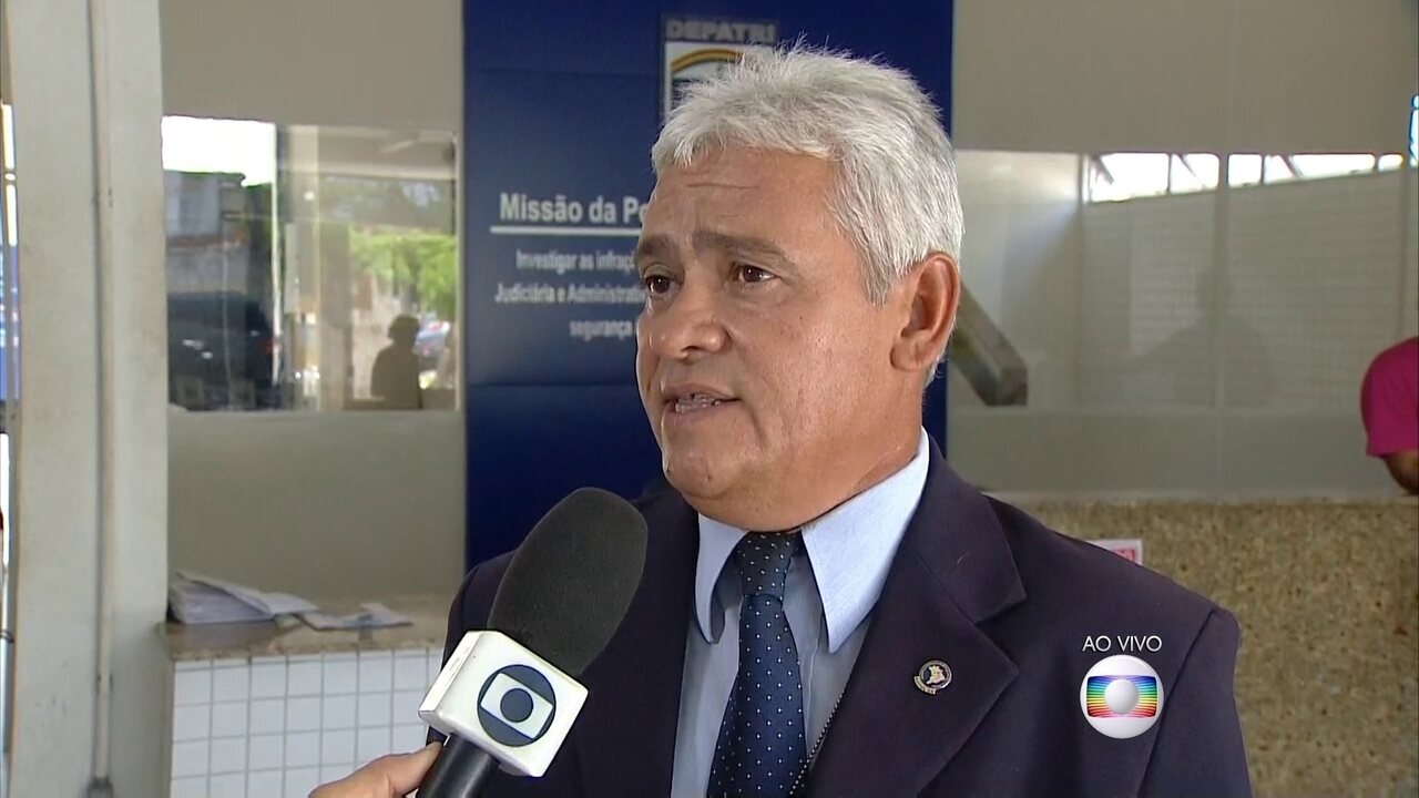 Vídeo: Na hora de contratar serviços, é necessário prestrar atenção ... Vídeo: Na hora de contratar serviços, é necessário prestrar atenção ...